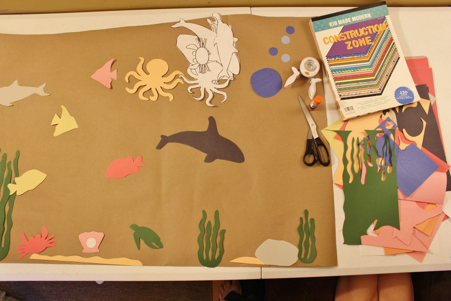 DIY Giant Ocean Puzzle - Raising Hooks