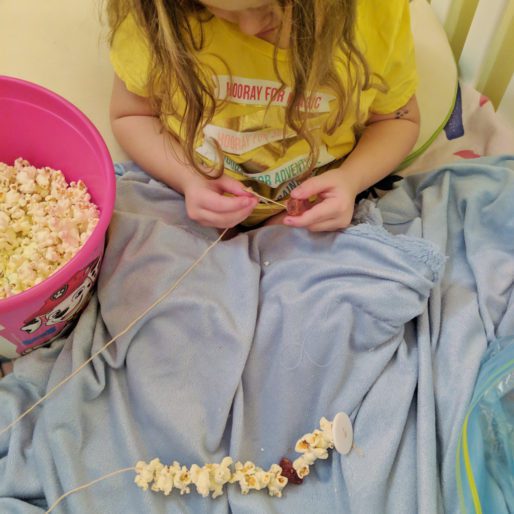 Popcorn Garland - Raising Hooks