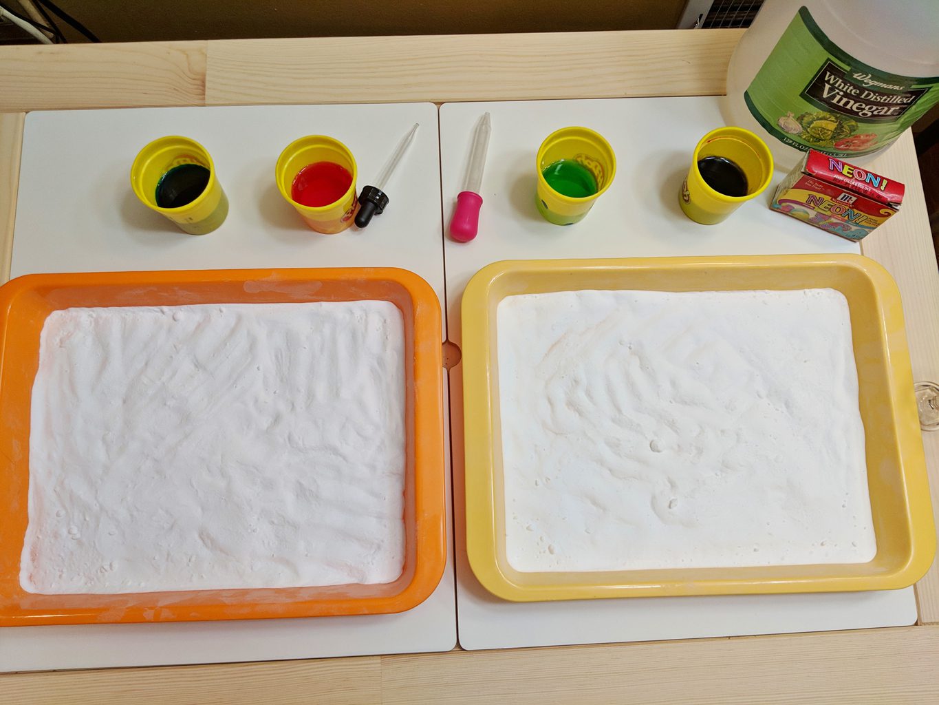 Fizzing Colors Experiment - Raising Hooks