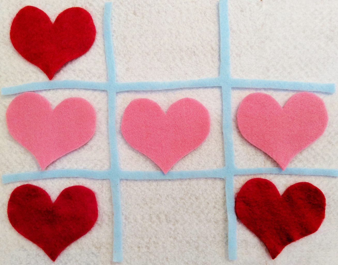 3 Easy Valentine’s Day Crafts & Felt Board Game! - Raising Hooks
