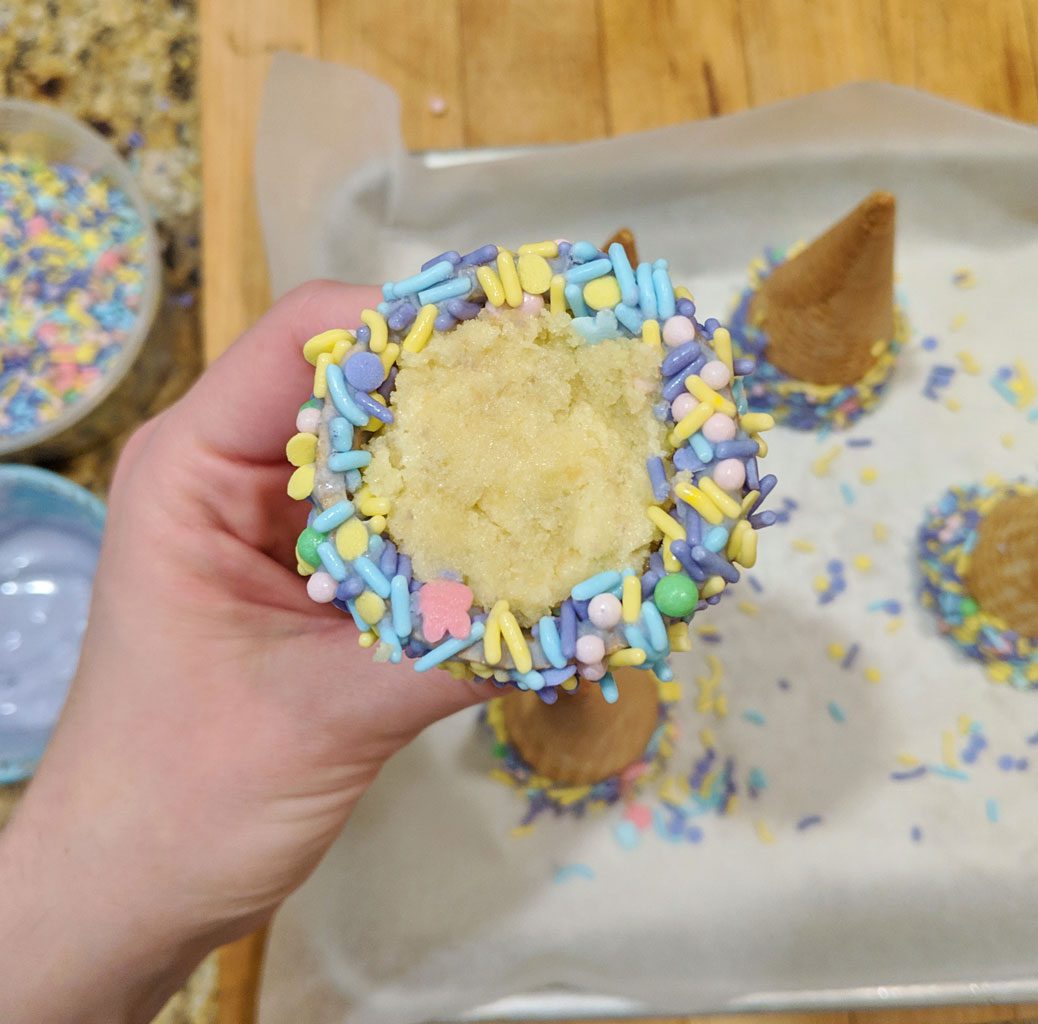 Cake Pop Cones - Raising Hooks