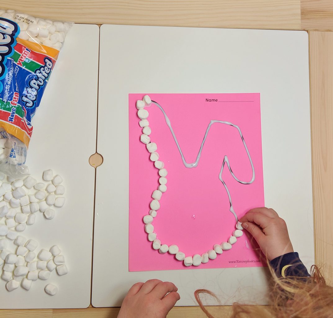 Marshmallow Easter Bunny - Raising Hooks