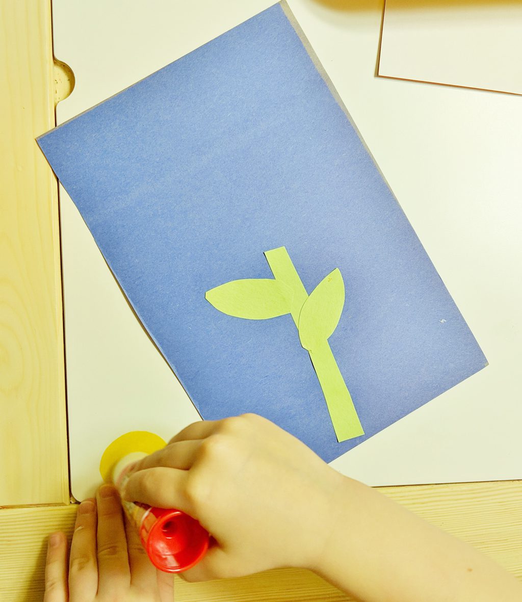 Invitation to Craft – Spring Flowers - Raising Hooks