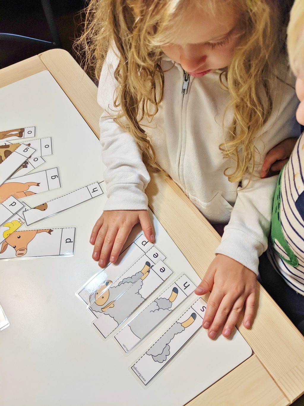 Farm Animal Puzzles Activity Bag - Raising Hooks