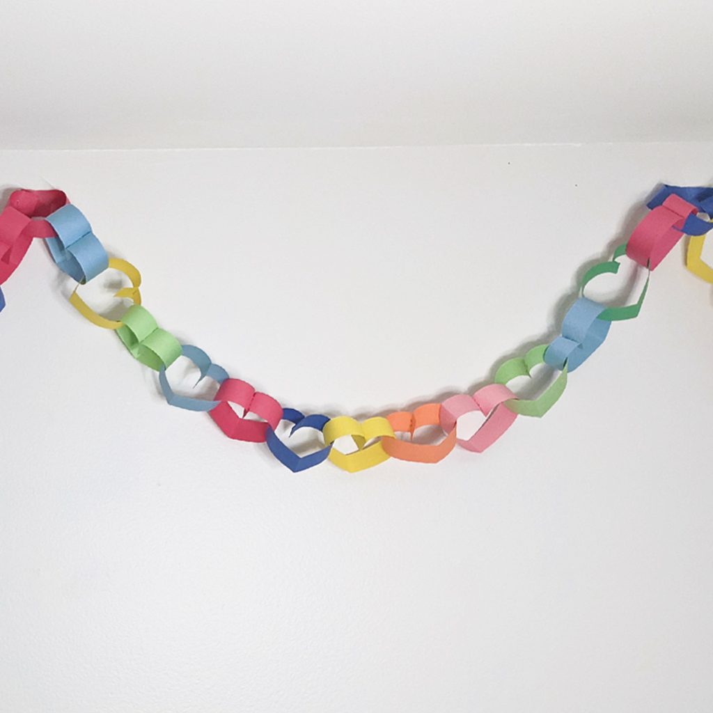 Valentine’s Day Paper Chain - Raising Hooks