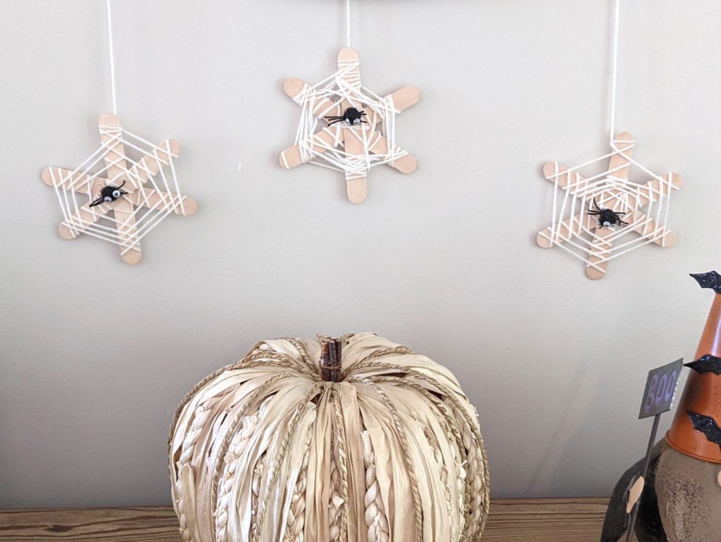 Spider Web Craft - Raising Hooks