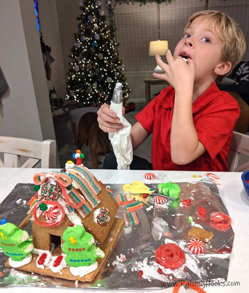 EASY 2 Story Gingerbread House & Template - Raising Hooks