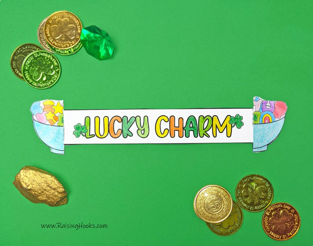 St. Patrick’s Day Lucky Charm Paper Bracelet – Color & Wear